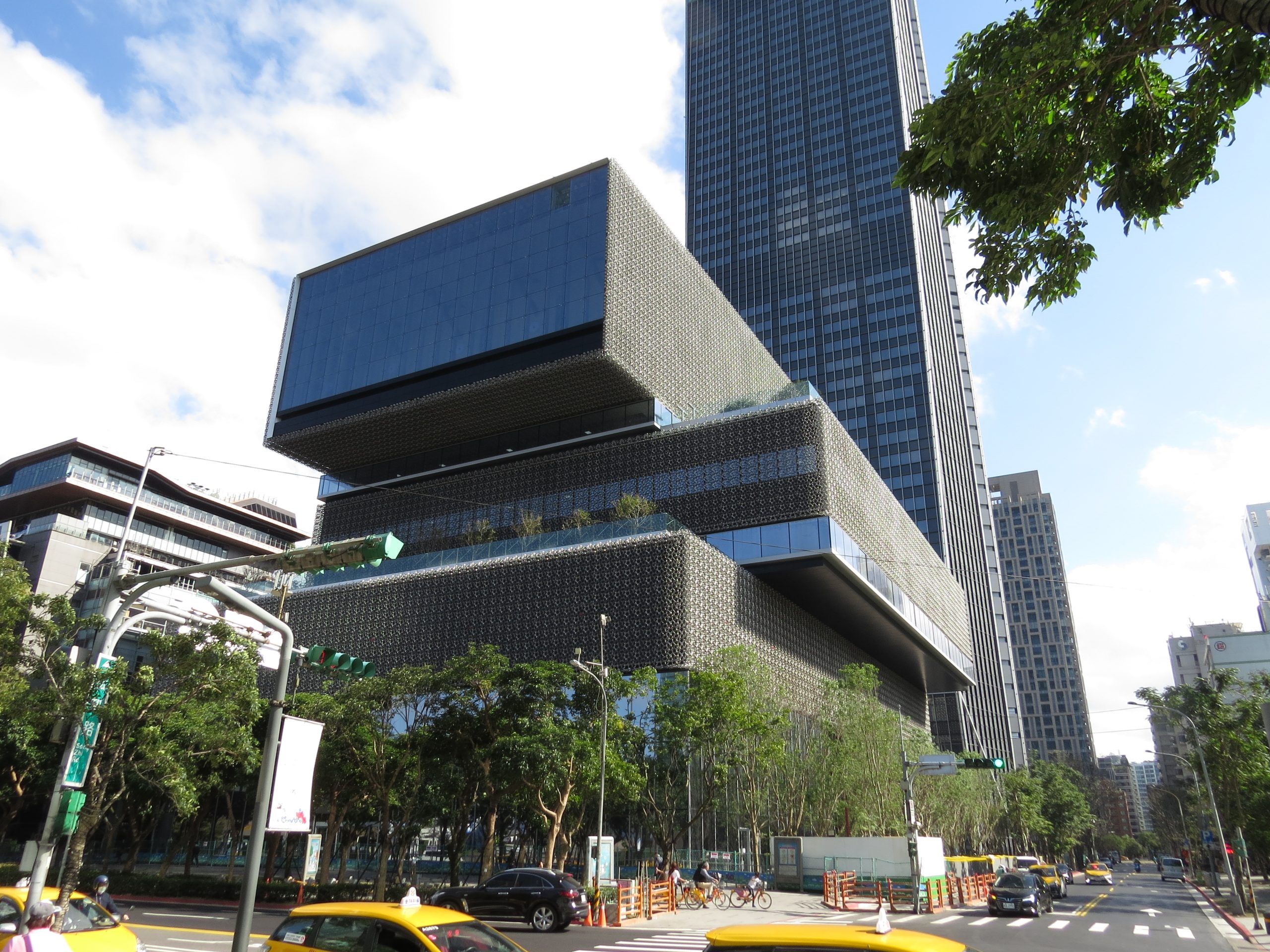 Taipei Nan Shan Plaza - H & K Associates